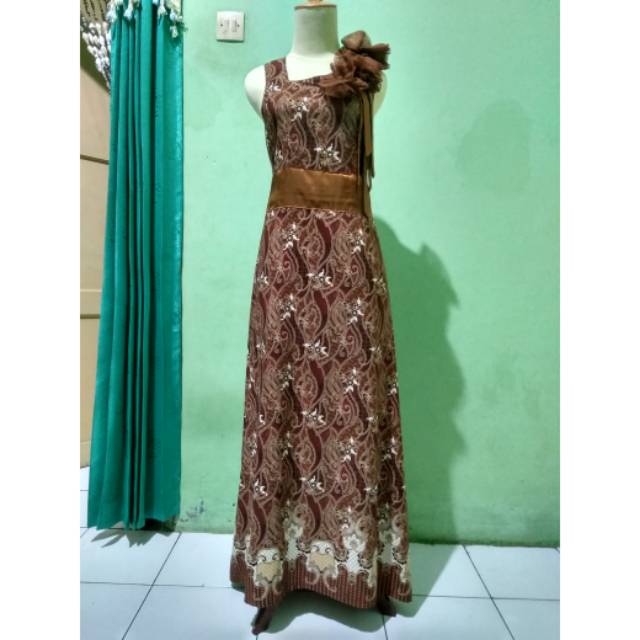 Jual Gaun Pesta Batik cokelat (Preloved) | Shopee Indonesia