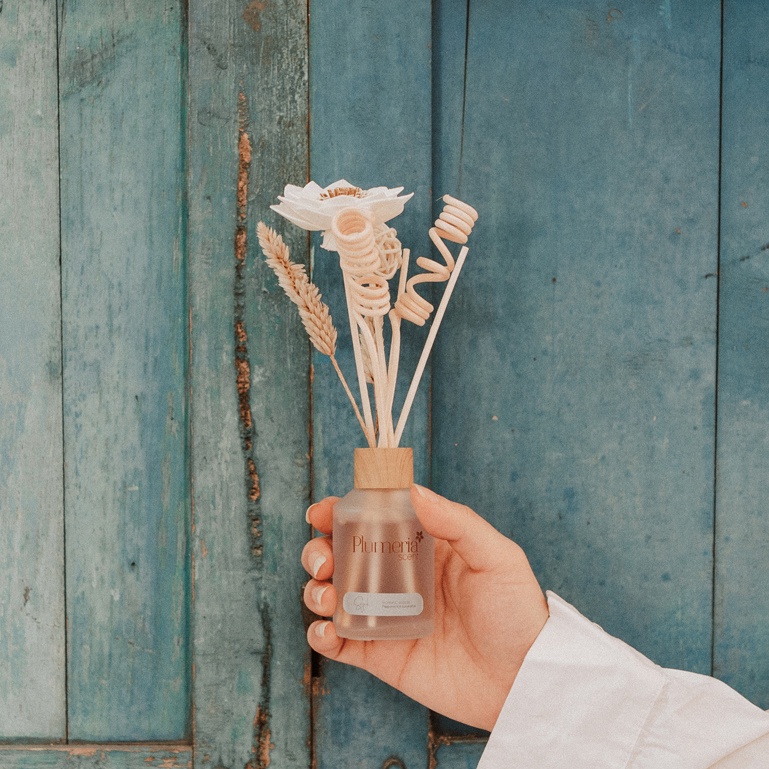 Jual Plumeria Scent Essential Oil Reed Diffuser - Sejuk (Peppermint ...