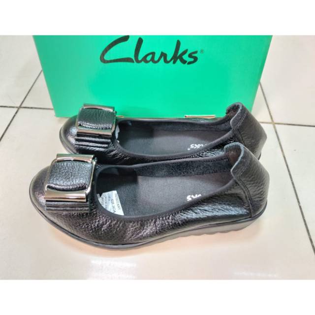 Jual CLARKS WEDGES BESI KOTAK 4 CM/ SEPATU CLARKS | Shopee Indonesia