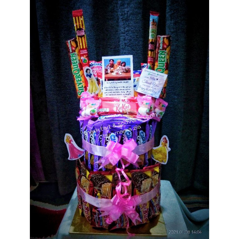 Jual snack tart / kue ulang tahun / bingkisan ulang tahun / snack ulang tahun / snack tower ...