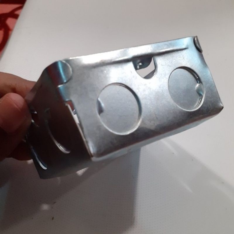 Jual Inbodus Kaleng / Inbodus Saklar Kaleng | Shopee Indonesia