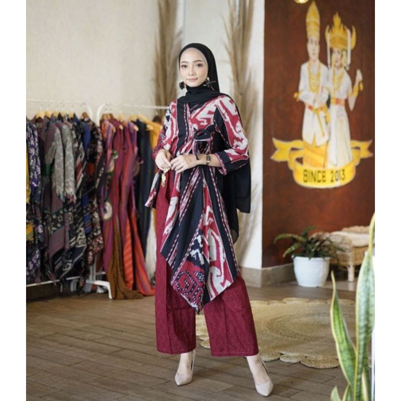 Jual blouse osaka baju batik tenun modern motif sumba | Shopee Indonesia