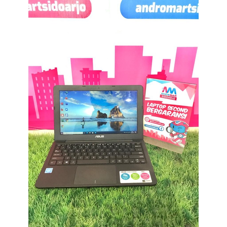 Jual Laptop Asus E202S | Shopee Indonesia