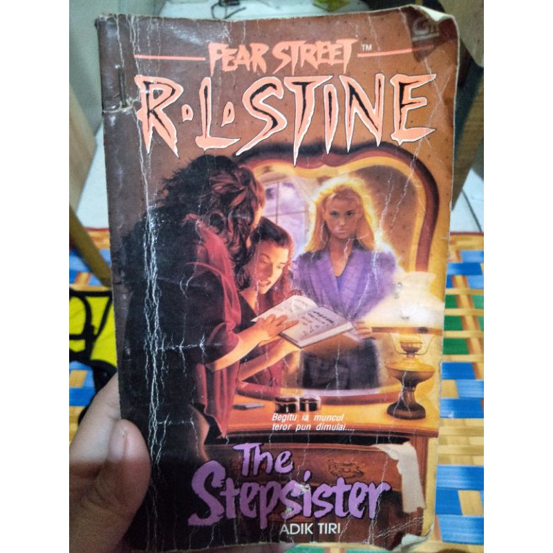 Jual RL STINE FEAR STREET - The Stepsister | Shopee Indonesia