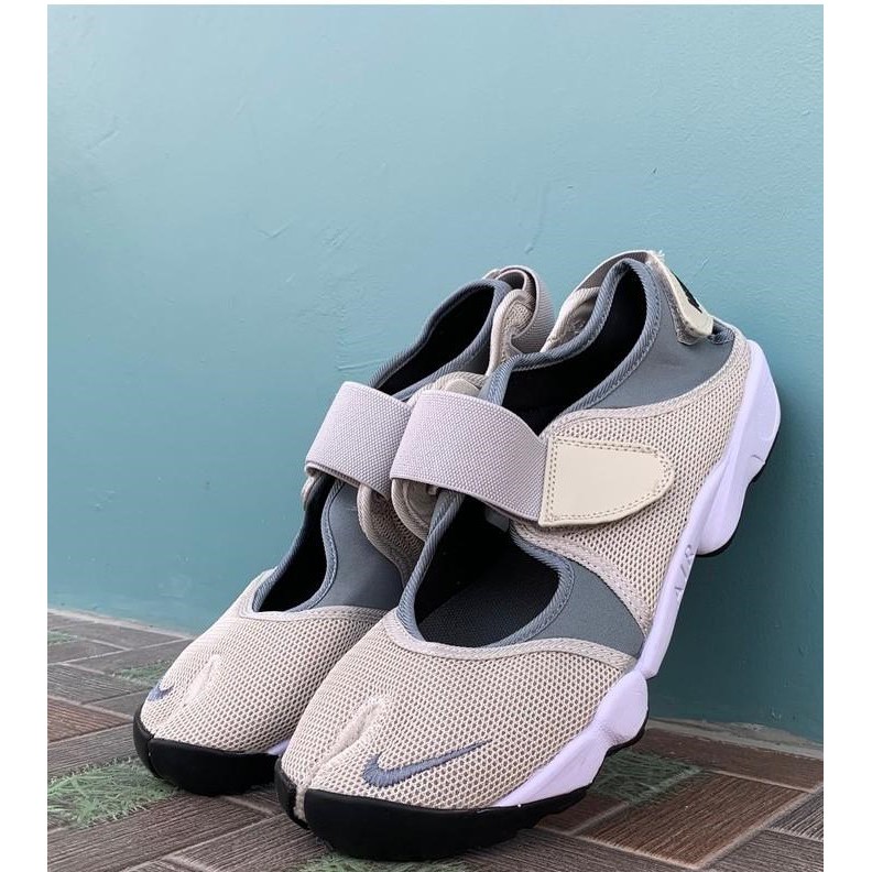 Jual Air Rift Ninja Beige Sepatu Sneakers | Shopee Indonesia