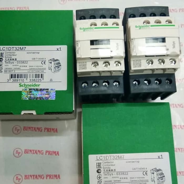 Jual Kontaktor/Contactor LC1DT32 M7 32A 4P Koil 220V Merk Schneider ...