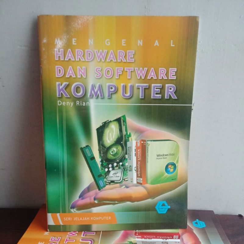 Jual buku komputer. mengenal Hardware dan Software komputer | Shopee ...