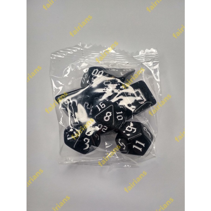 Jual Dadu/Dice DND Polyhedral set isi 7 (New Font Black - White ...