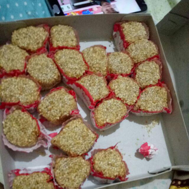 isi 25 kue Moaci/Moci/Mochi Wijen Gemini Kentangan Oleh2 khas Asli ...