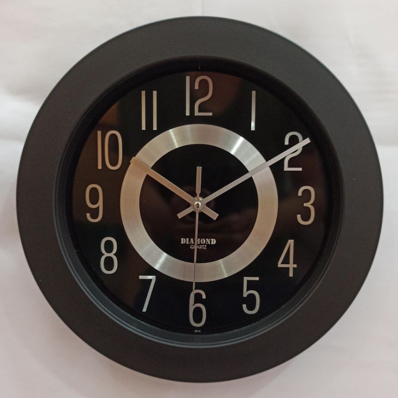 Jam dinding unik minimalis mewah simpel. Diamond 232-8 ORIGINAL ...