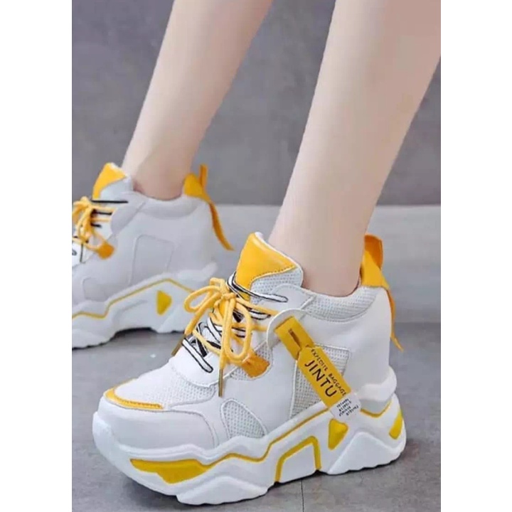 Jual Sneakers Wanita Jintu Korean Fashion Semi Boots Terbaru - Sepatu ...