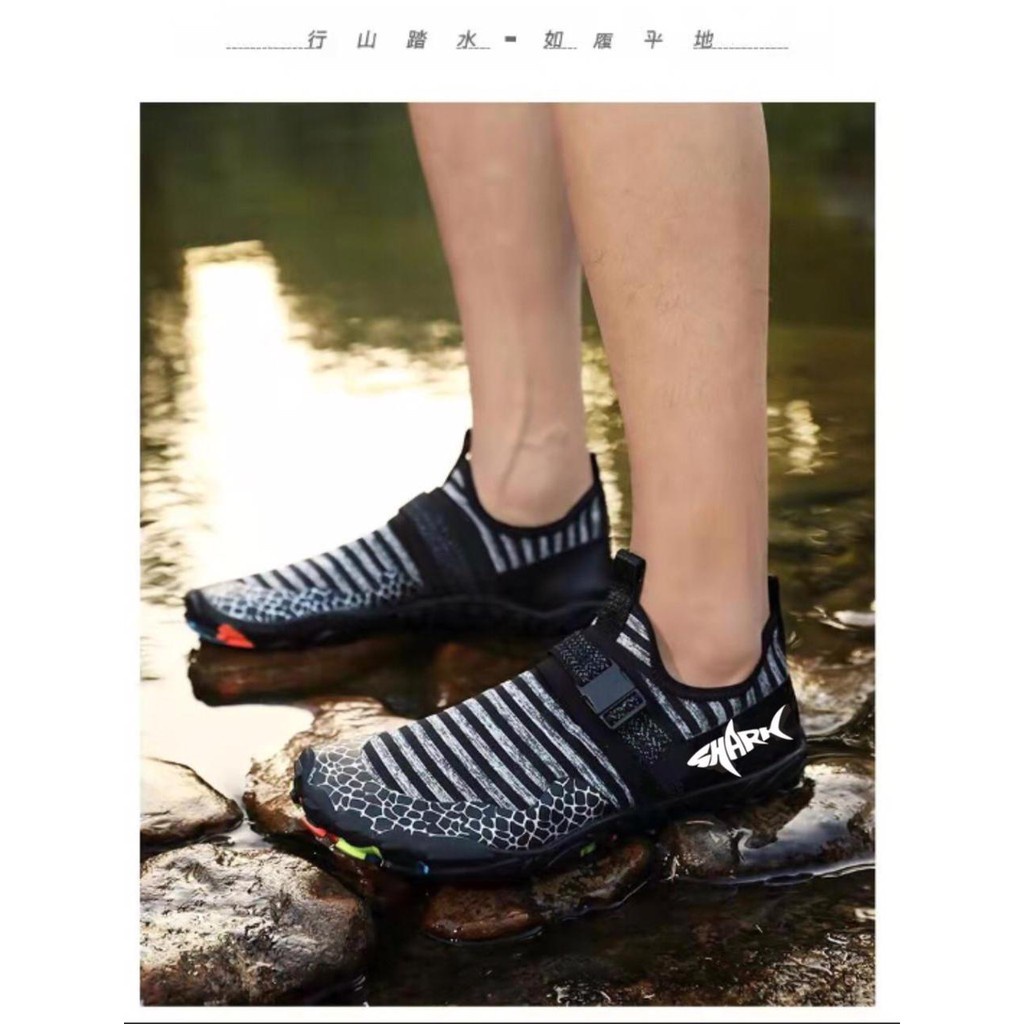Jual Sepatu Mancing / Sepatu Pantai Pria Slip On Anti Karang | Shopee ...