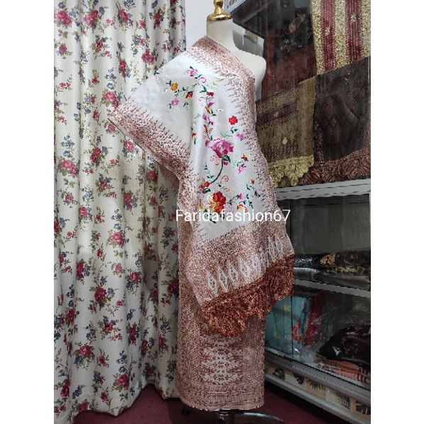 Jual SONGKET PANDAI SIKEK/SONGKET PADANG/SONGKET MINANG Indonesia ...