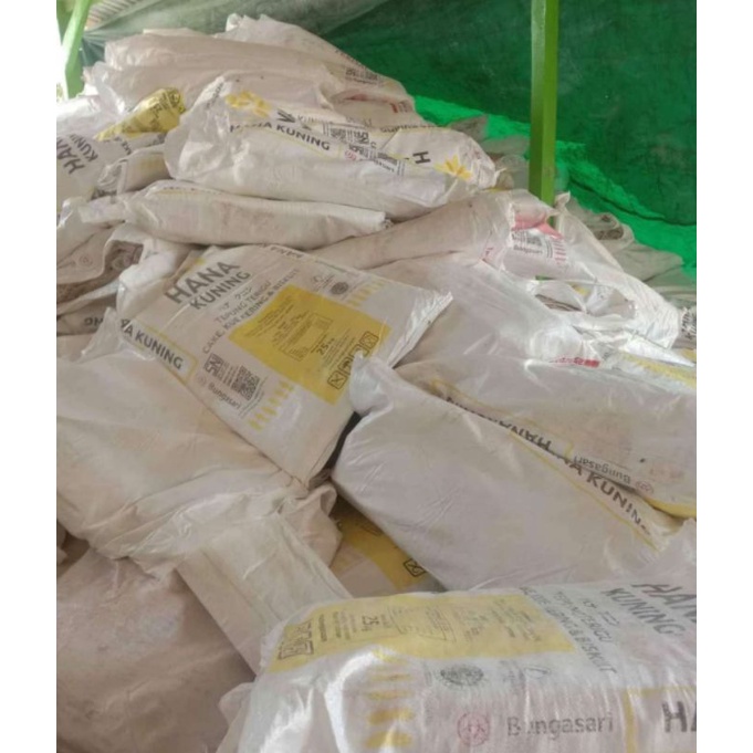 Jual KARUNG BEKAS TERIGU 25 KGMEREK CAMPUR | Shopee Indonesia