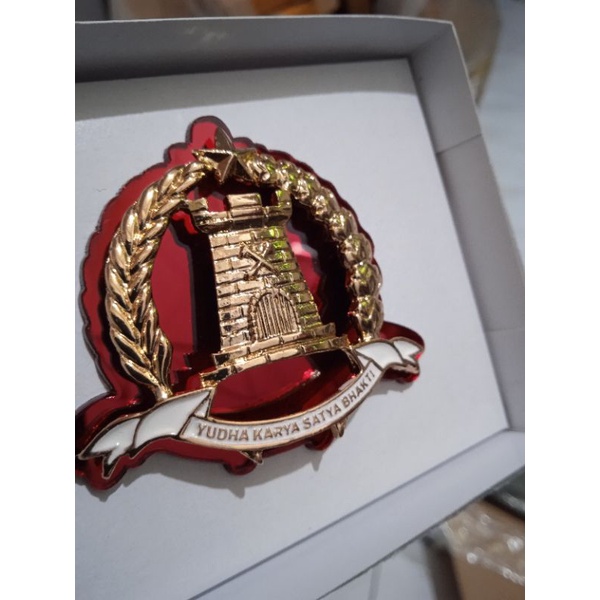 Jual emblem baret zeni dasar mika lis putih terbaru | Shopee Indonesia