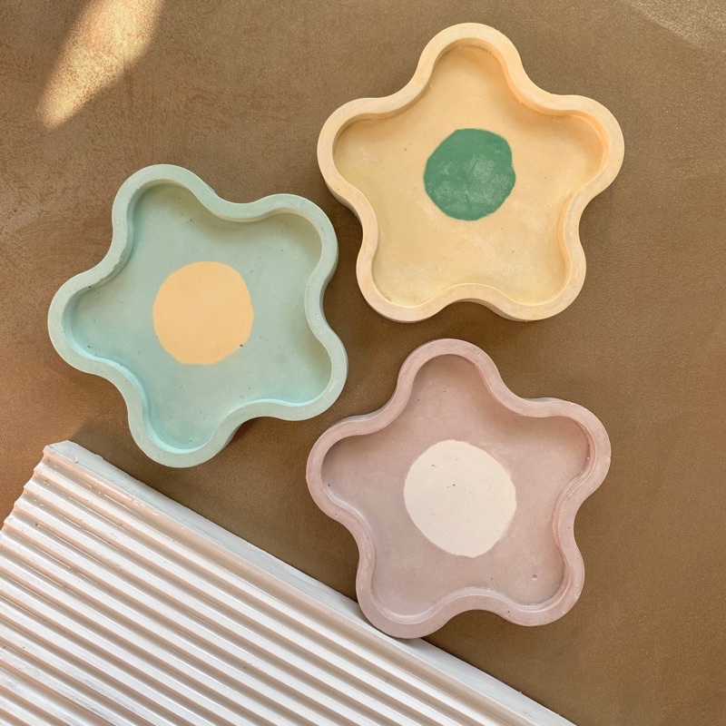 Jual Flower Tray | Tatakan semen bentuk bunga | Tempat gelas aesthetic ...