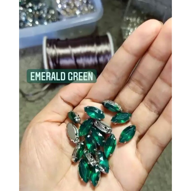 Jual Permata Cangkang Sampan 7x15mm - EMERALD GREEN | Shopee Indonesia
