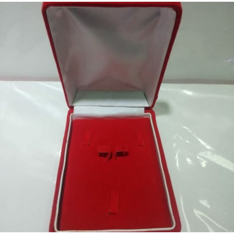 Jual KOTAK PERHIASAN BLUDRU MERAH PANJANG/TEMPAT 1 SET PERHIASAN UNTUK ...