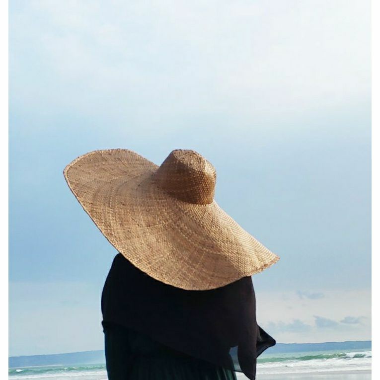 Jual TOPI PANTAI besar ( big hat ) | Shopee Indonesia