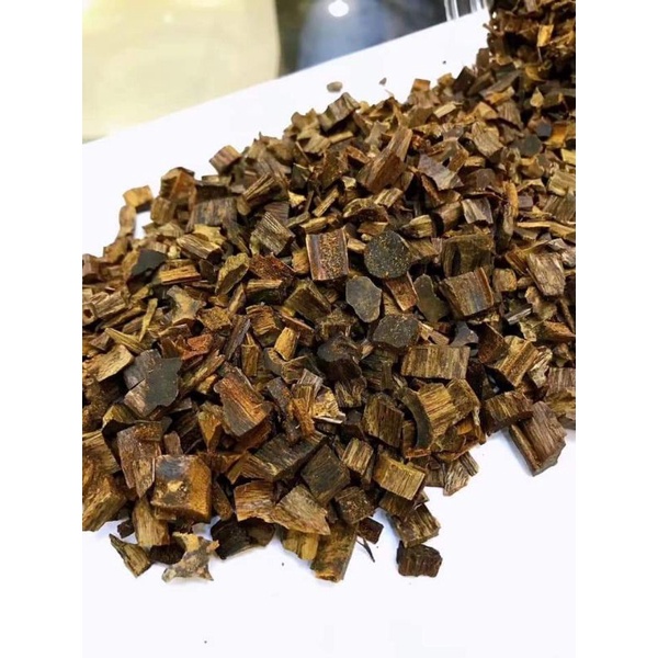 Jual BUKHUR POTONGAN KAYU GAHARU 1KG | Shopee Indonesia