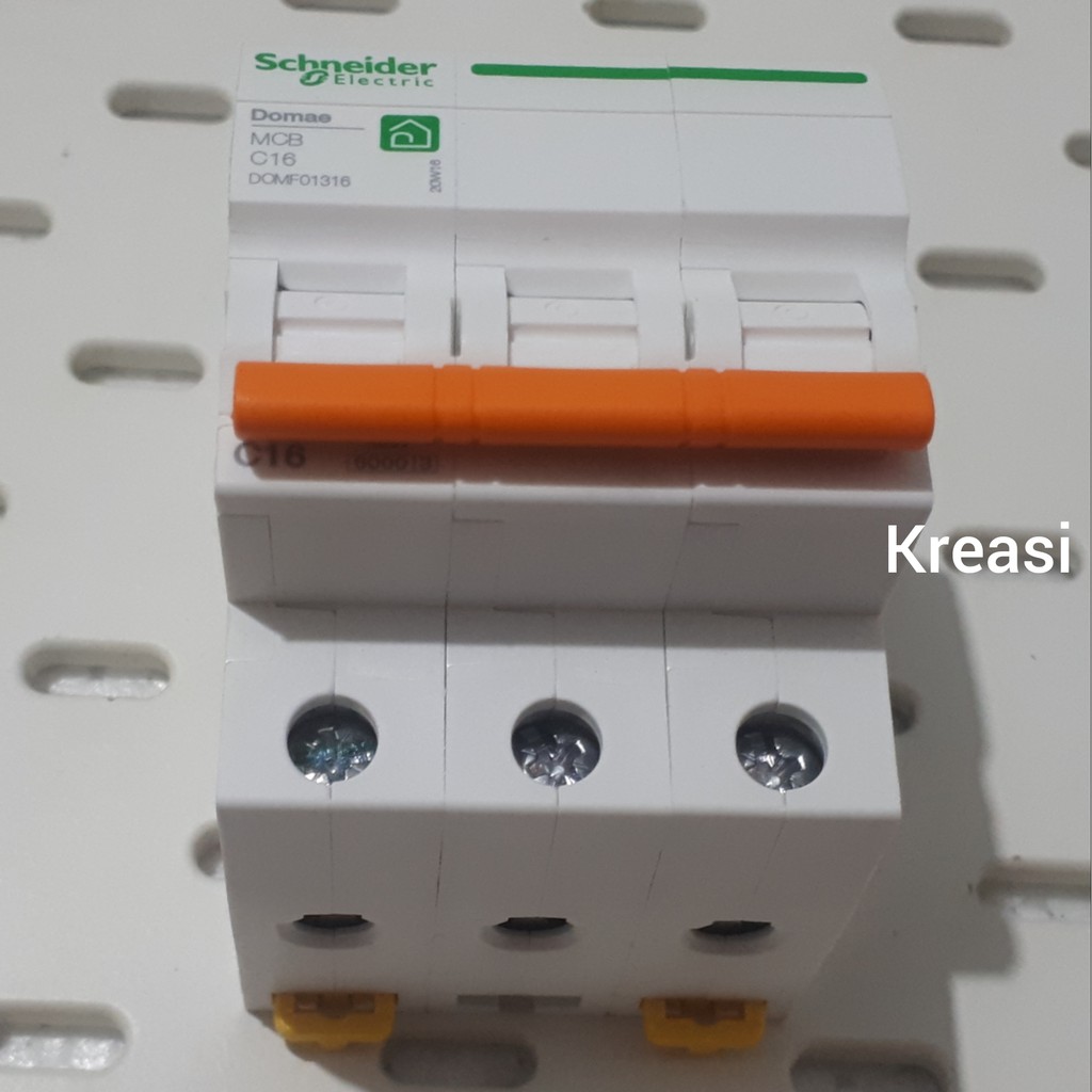 Jual MCB 3 PHASE C16 16 AMPERE DOMAE DOMF01316 SCHNEIDER MERLIN GERIN | Shopee Indonesia