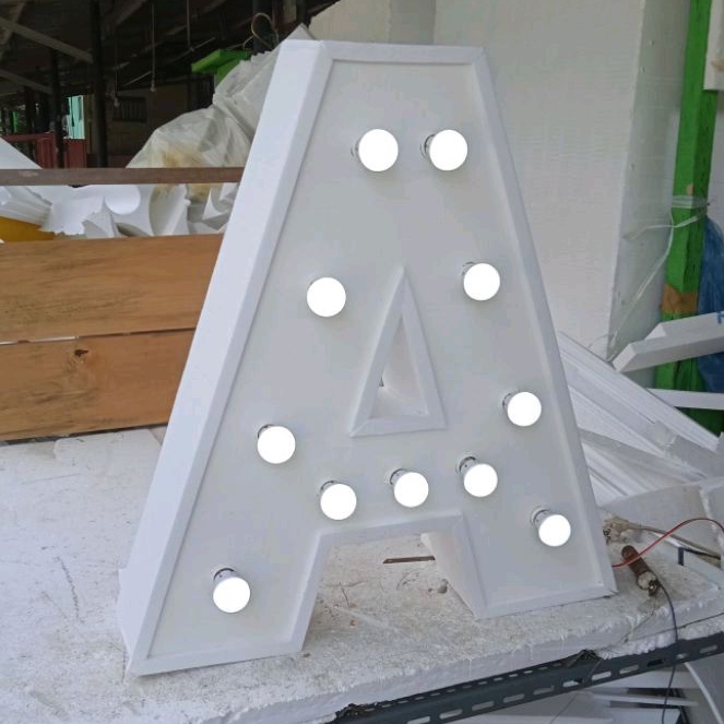 Jual huruf styrofoam LED bohlam / dekorasi huruf styrofoam tinggi 80 cm ...