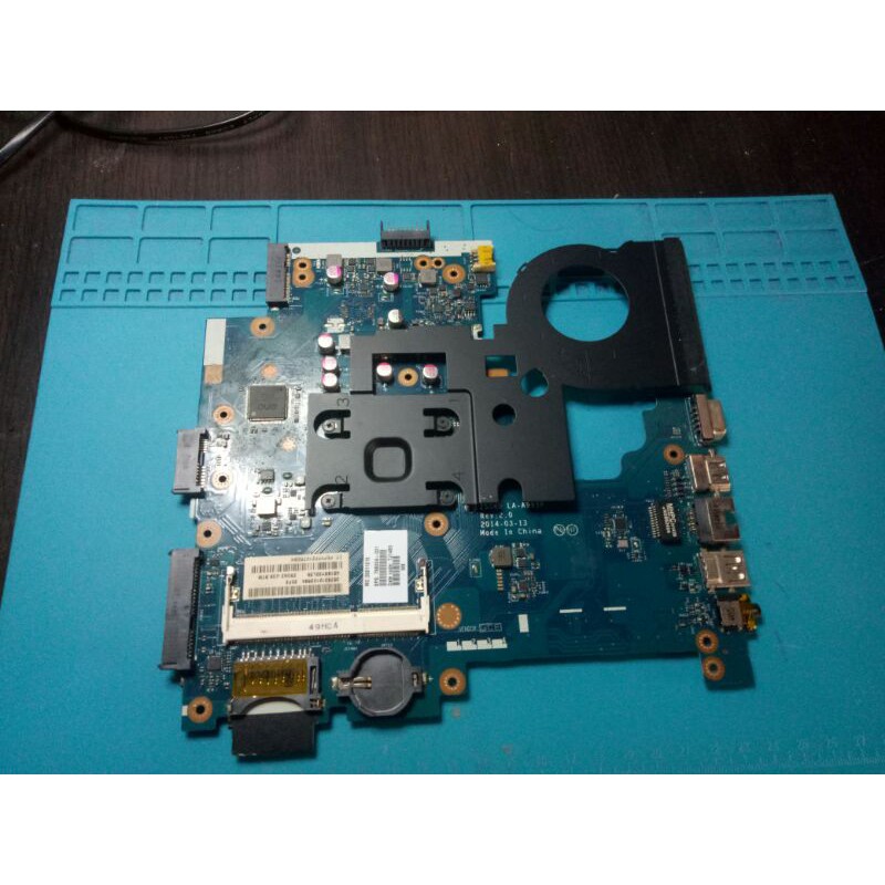 Jual mesin motherboard mobo laptop HP TPN C-116 kondisi matot | Shopee ...