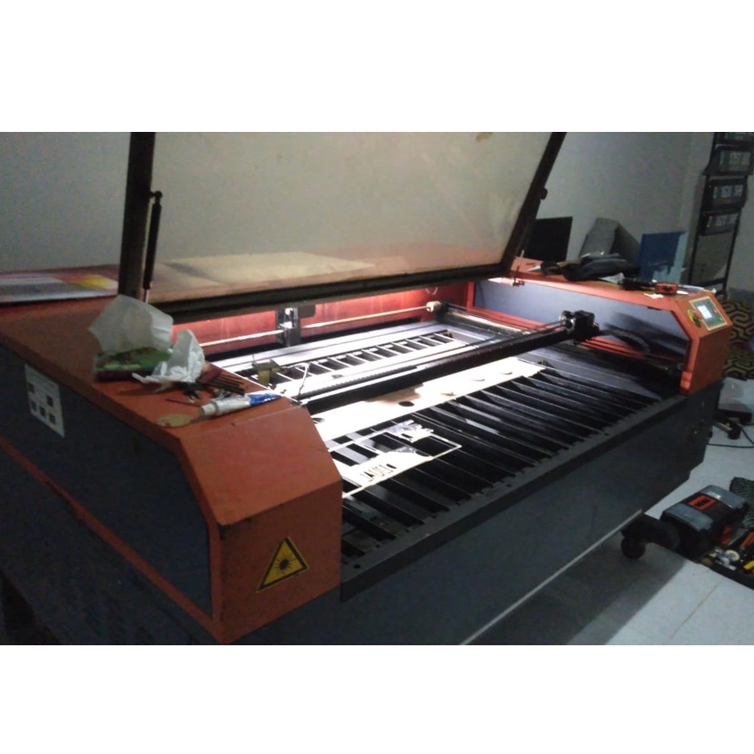Jual LASER CUTTING AKRILIK 2MM CUSTOM HURUF DAN LOGO | Shopee Indonesia
