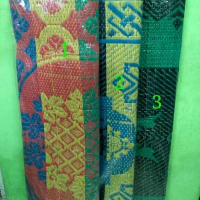 Jual Tikar Plastik Murah - Tiker Lipat Lantai - Karpet Alas Portable ...