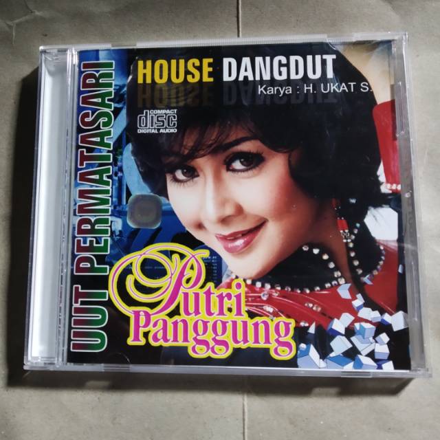Jual Cd kaset UUT PERMATASARI putri panggung HOUSE DANGDUT cd audio original BEKAS | Shopee ...