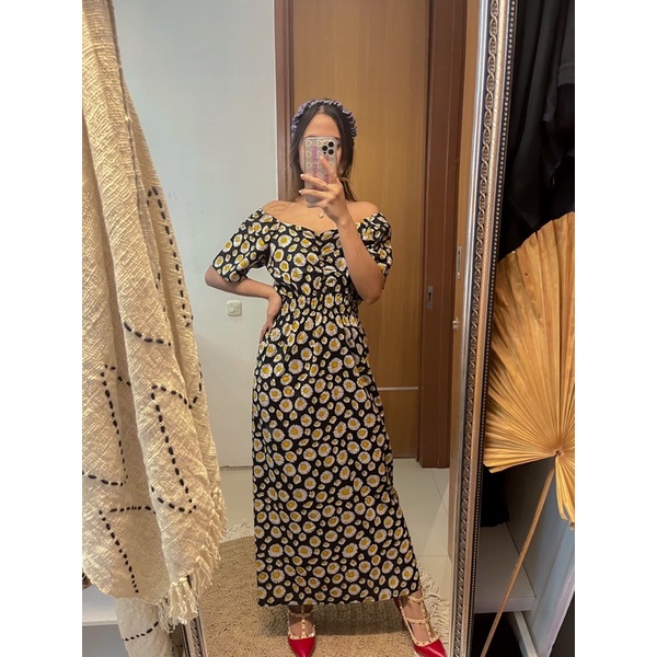 Jual SALE Sabrina Daisy Dress | Shopee Indonesia