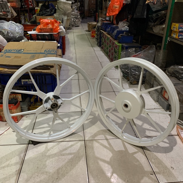 Jual Velg racing mio sporty/mio soul ring 17 ukuran 140 dan 160 ...