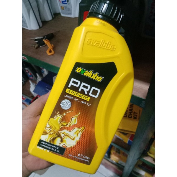 Jual OLI MESIN EVALUBE PRO 700ml 2T JASO FC/API TC ORIGINAL | Shopee ...