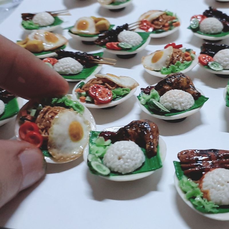 tempelan kulkas bentuk miniatur makanan dari clay | Shopee Indonesia