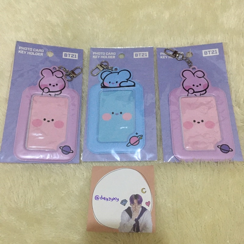 Jual Photocard pc holder keyring bt21 minini [baca deskripsi] | Shopee Indonesia