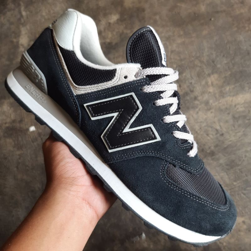 Harga new balance 574 original classic Terbaru Agt 2024 |BigGo Indonesia