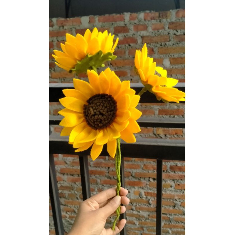 Jual Bunga Flanel | Bunga Matahari Flanel satuan | Buket Wisuda Flanel ...