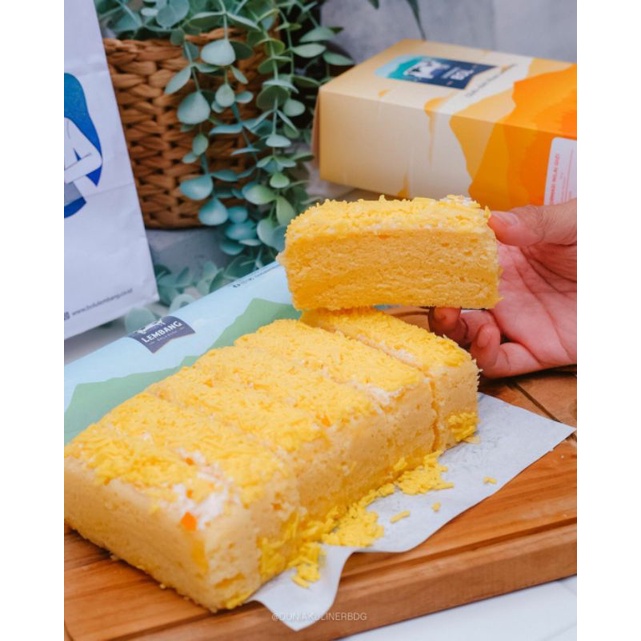 Jual BSL Jeruk Bolu Susu Lembang rasa Jeruk new varian best seller Bolu ...