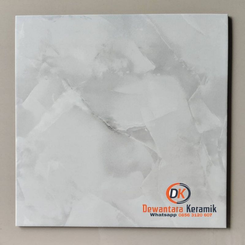 Jual Keramik Lantai 50x50 Uno Montecarlo GY Pare Kediri | Shopee Indonesia
