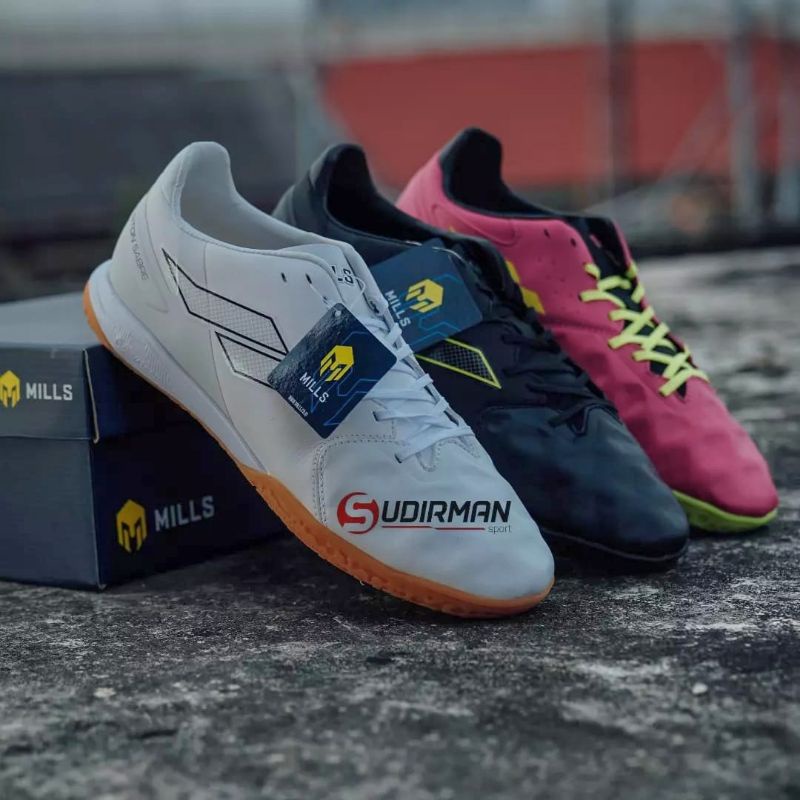 Jual Mills Sepatu Futsal Triton Sabre In | Shopee Indonesia