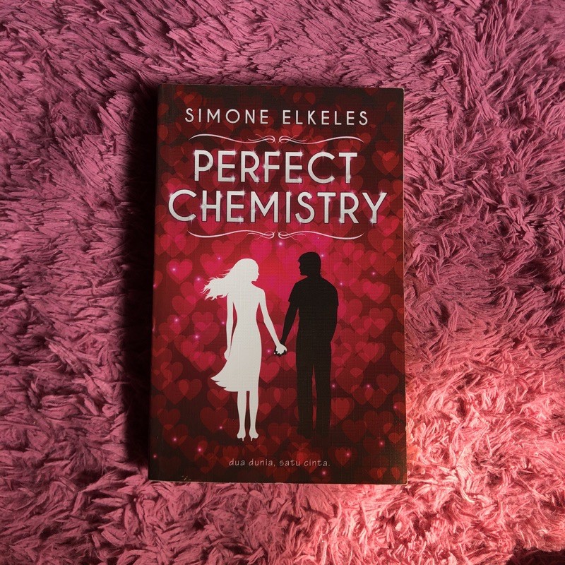 Jual Novel Perfect Chemistry - Simone Elkeles (Preloved) | Shopee Indonesia