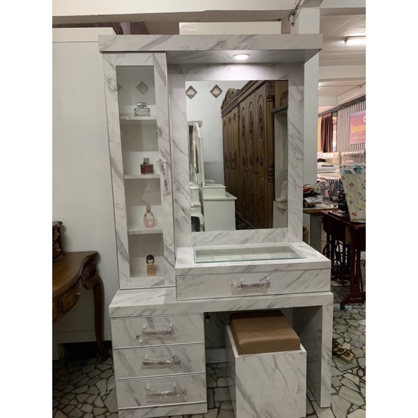 Jual MEJA RIAS MARBLE BAHAN PLAYWOOD LAPISAN HPL | Shopee Indonesia