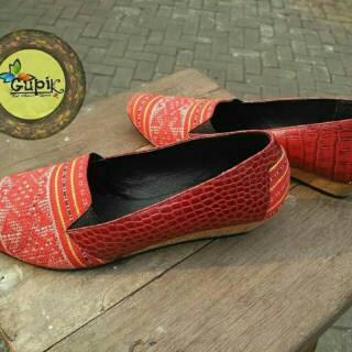 Jual Sepatu Tenun asli khas Bali | Shopee Indonesia
