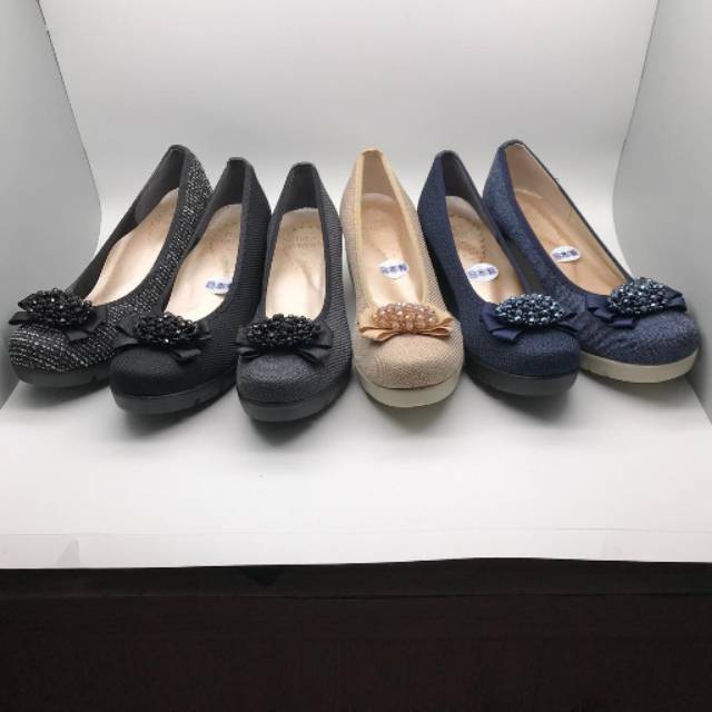 Jual Sepatu jepang / first contact / sepatu kerja / sepatu bhayangkari ...