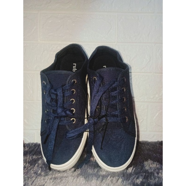 Jual sepatu sneakers rubi | Shopee Indonesia