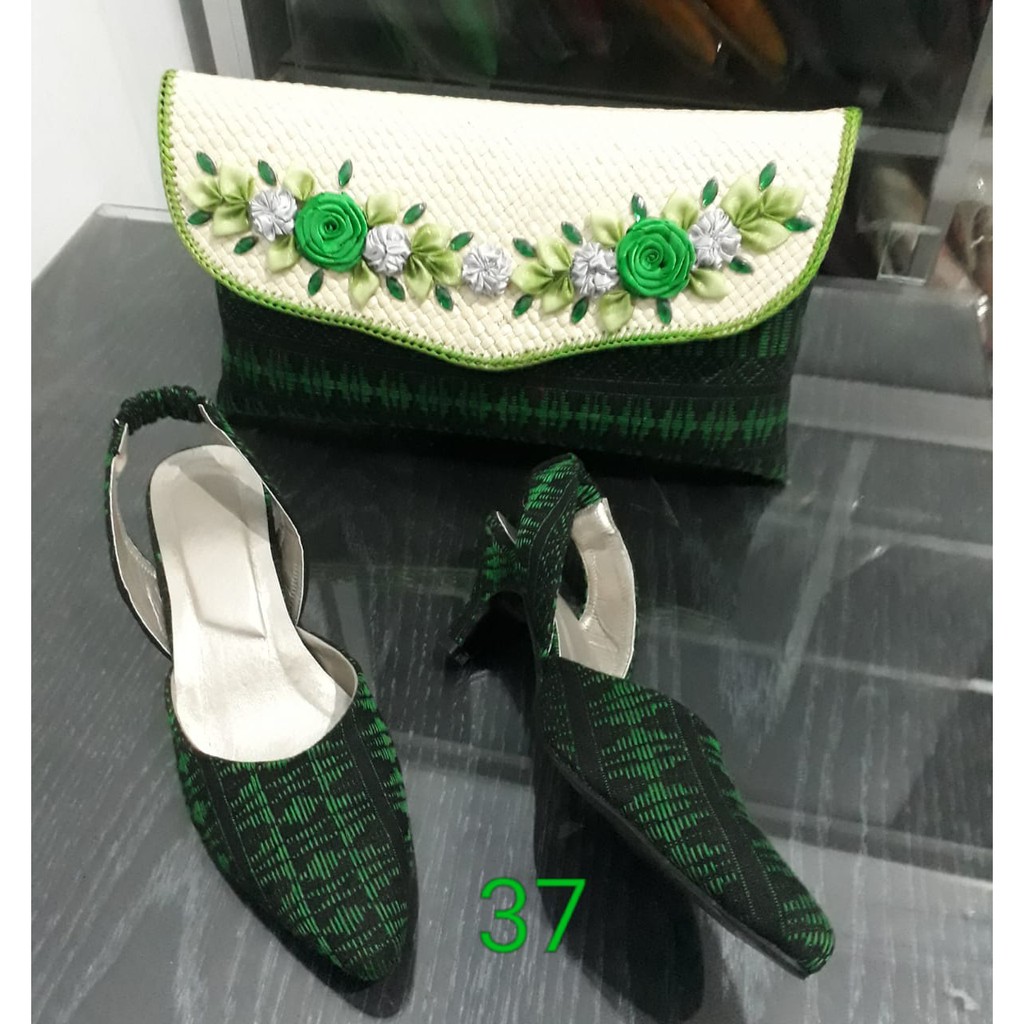 Jual Tas dan sepatu motif ulos | Shopee Indonesia