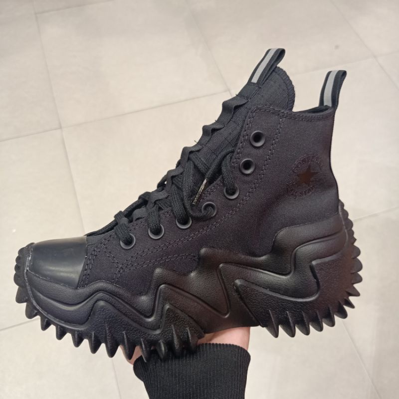 Jual Sepatu Sneaker Converse Monster Full Black Original | Shopee Indonesia