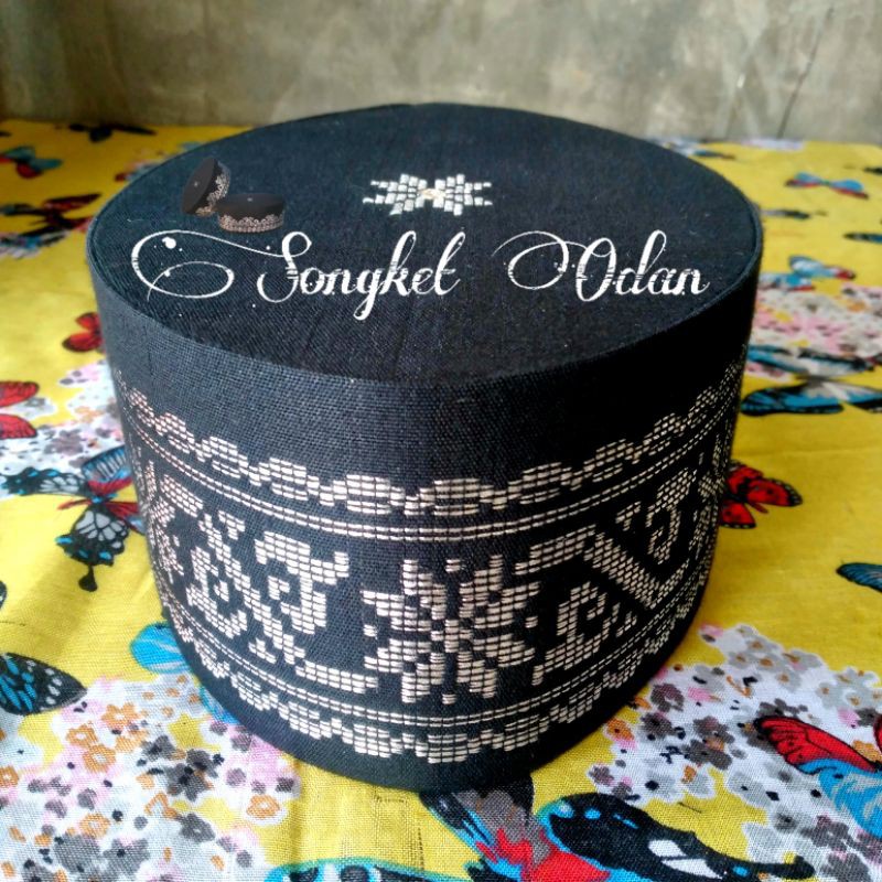 Jual Peci Tenun Songket Lonjong Hitam Motif Z | Shopee Indonesia