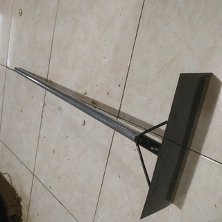 Jual Weaper Besi Sorok Air Lumpur - Garuk Pembersih Kandang Sapi - Alat ...