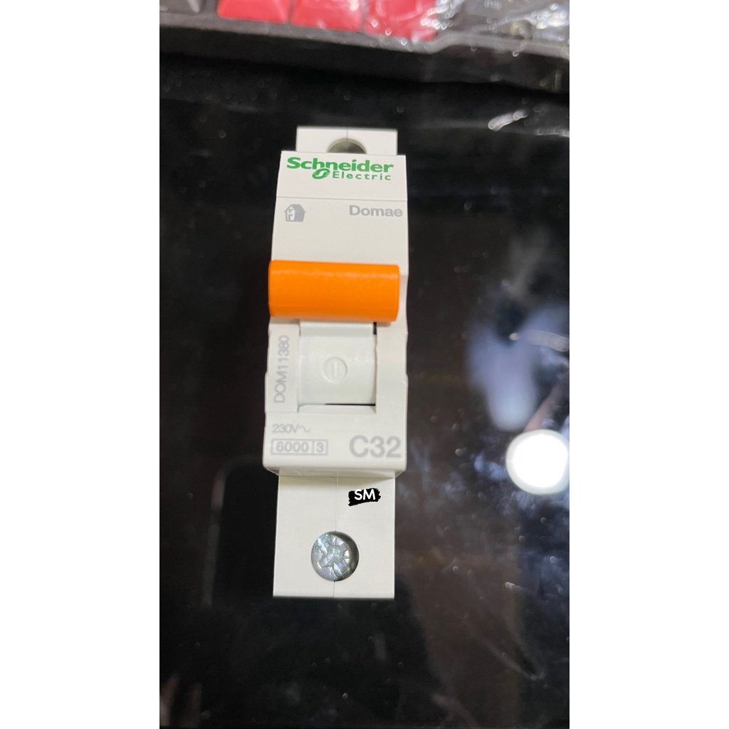 Jual Schneider MCB Domae 1P Phase 32A Amper Ampere ORIGINAL SNI | Shopee Indonesia
